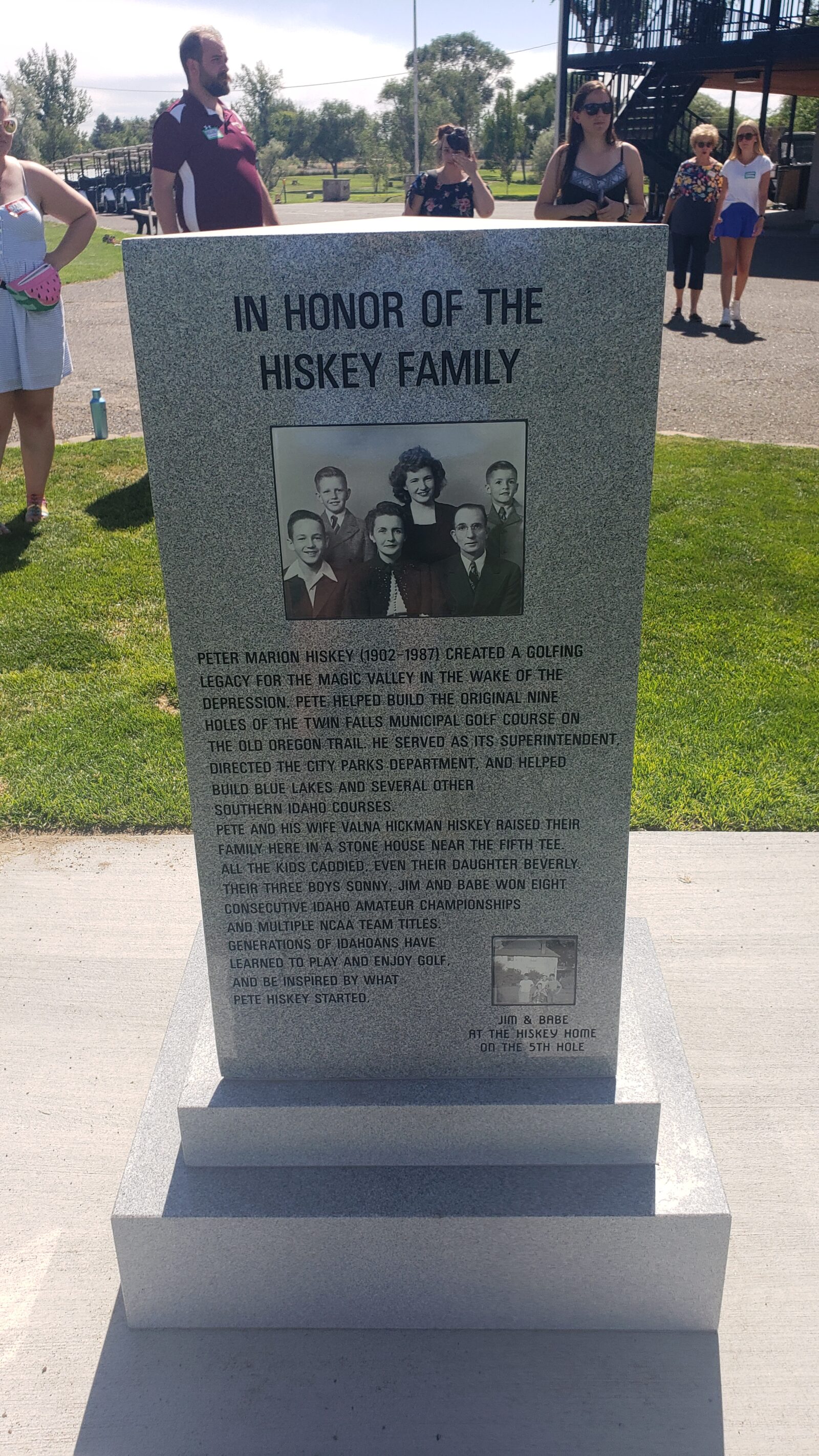 Hiskey memorial unveiled at Twin Falls GC - Pacific Northwest Golf ...